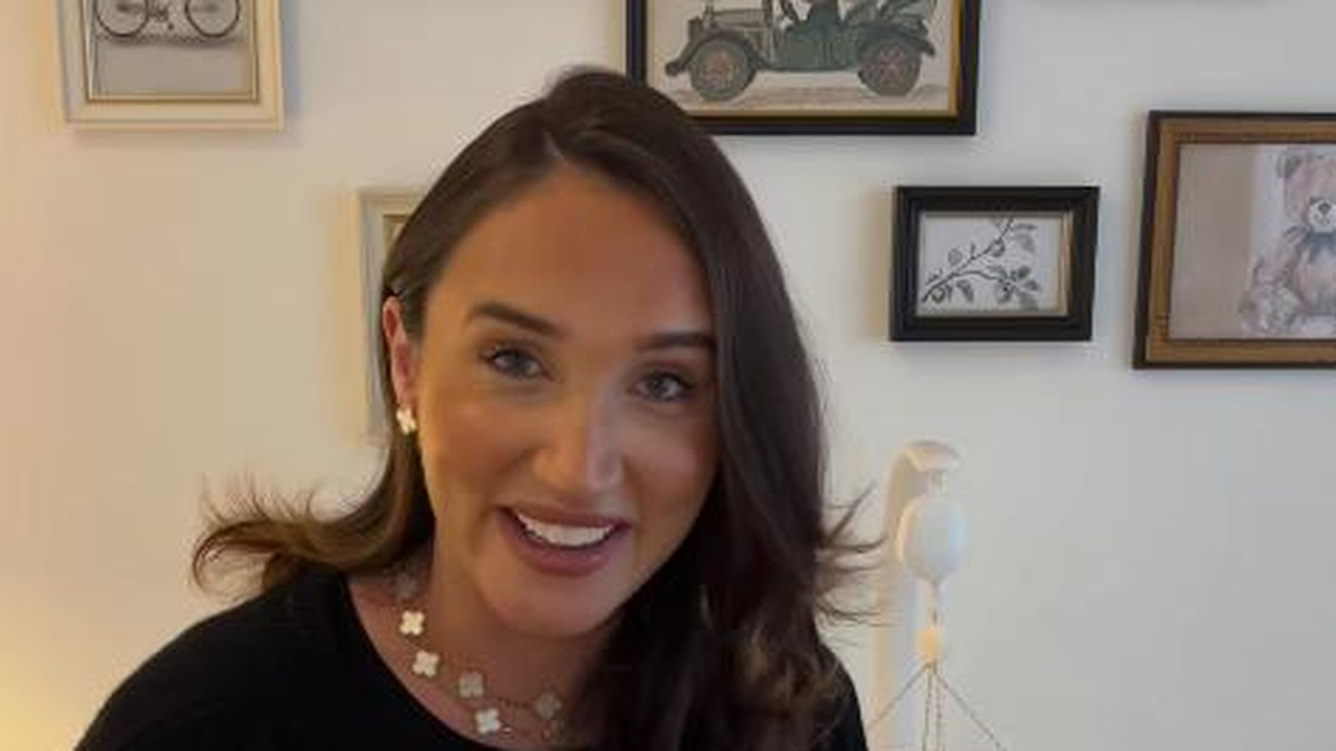 Megan McKenna zeigt das neue Kinderzimmer in Deutschland