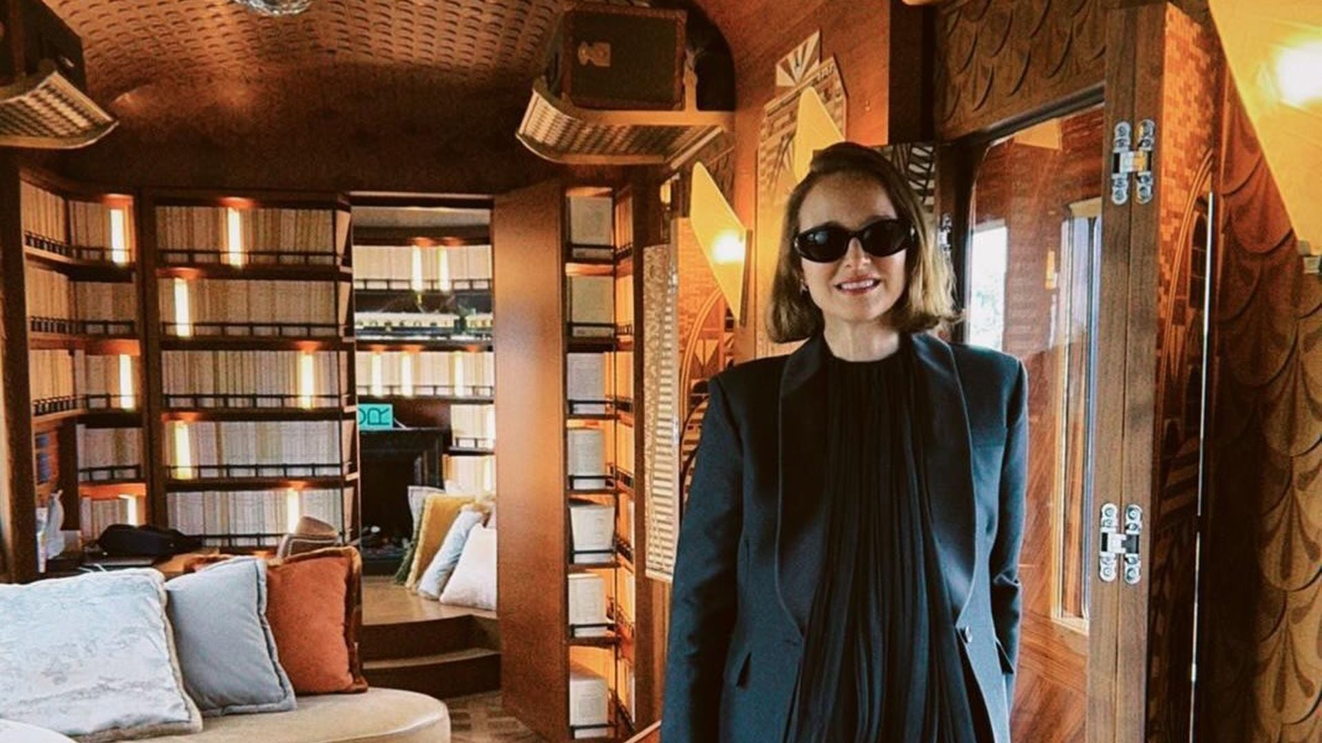 Natalie Portman zeigt erstmals ihren Babybauch bei Reise