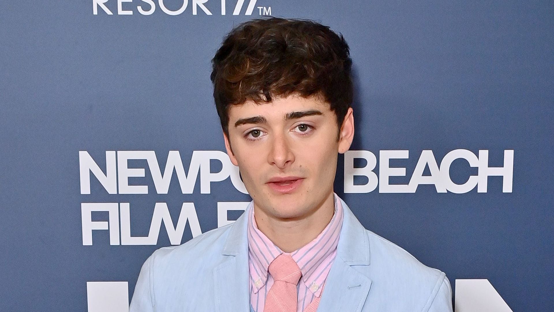 Fabelhafte Filme Und Serien Von Noah Schnapp Ebenbild