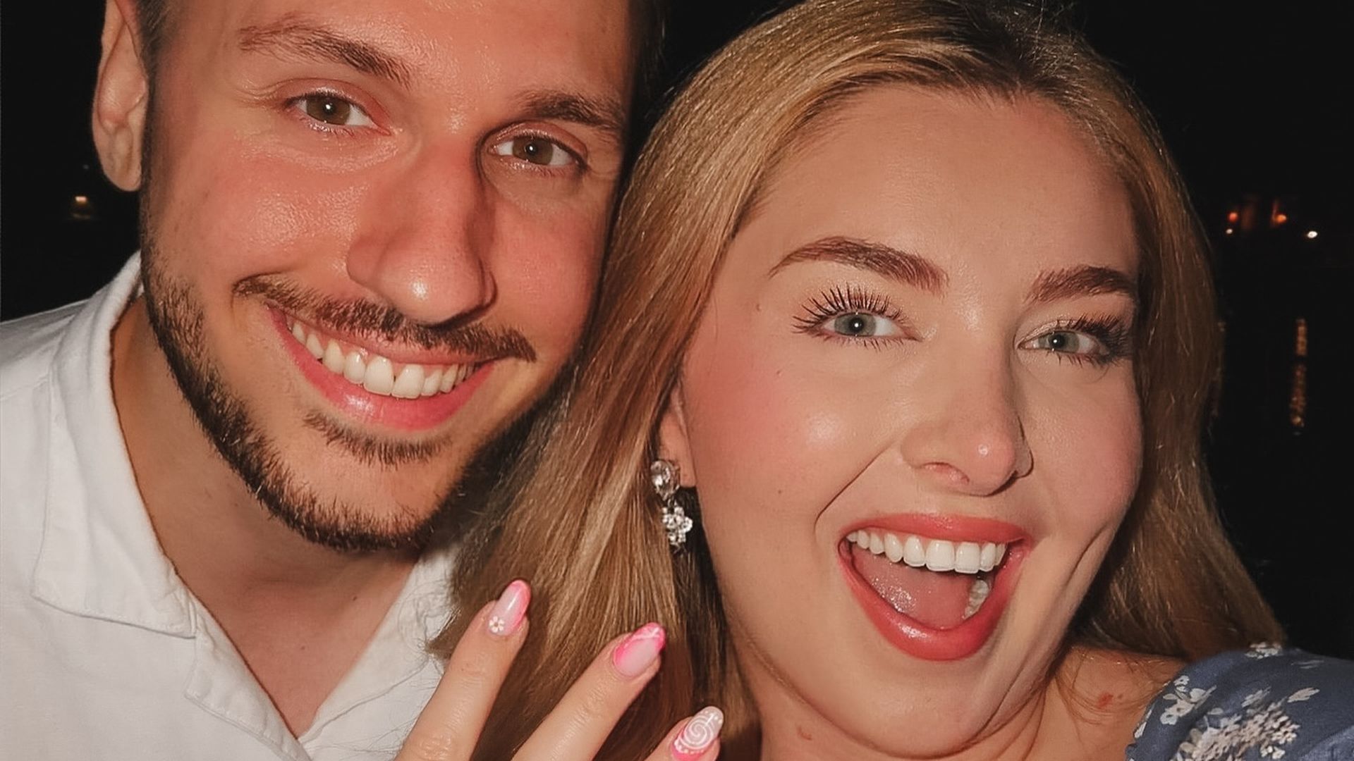 Die YouTuberin Paula Wolf hat sich mit ihrem Partner verlobt