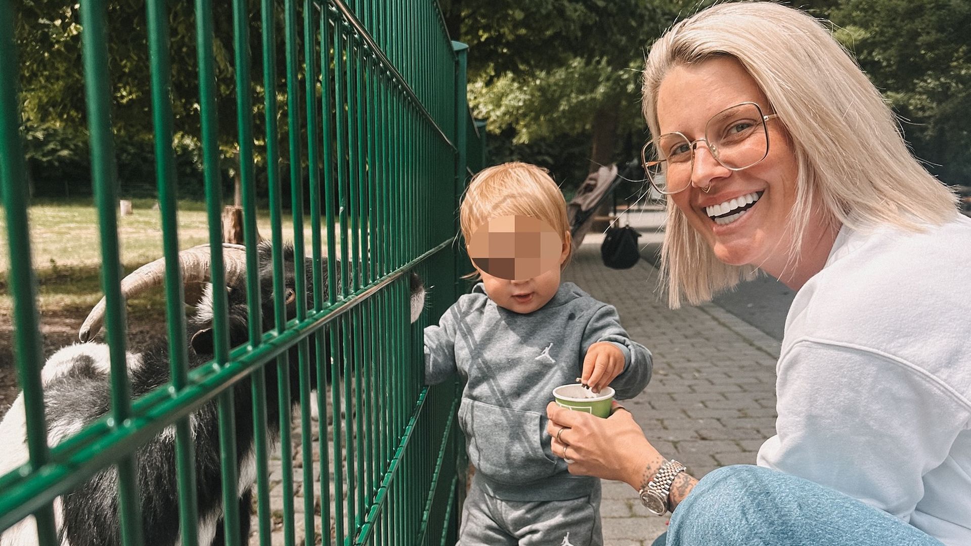 "Krass gefiebert": Pia Tillmann leidet mit Baby Pepe mit