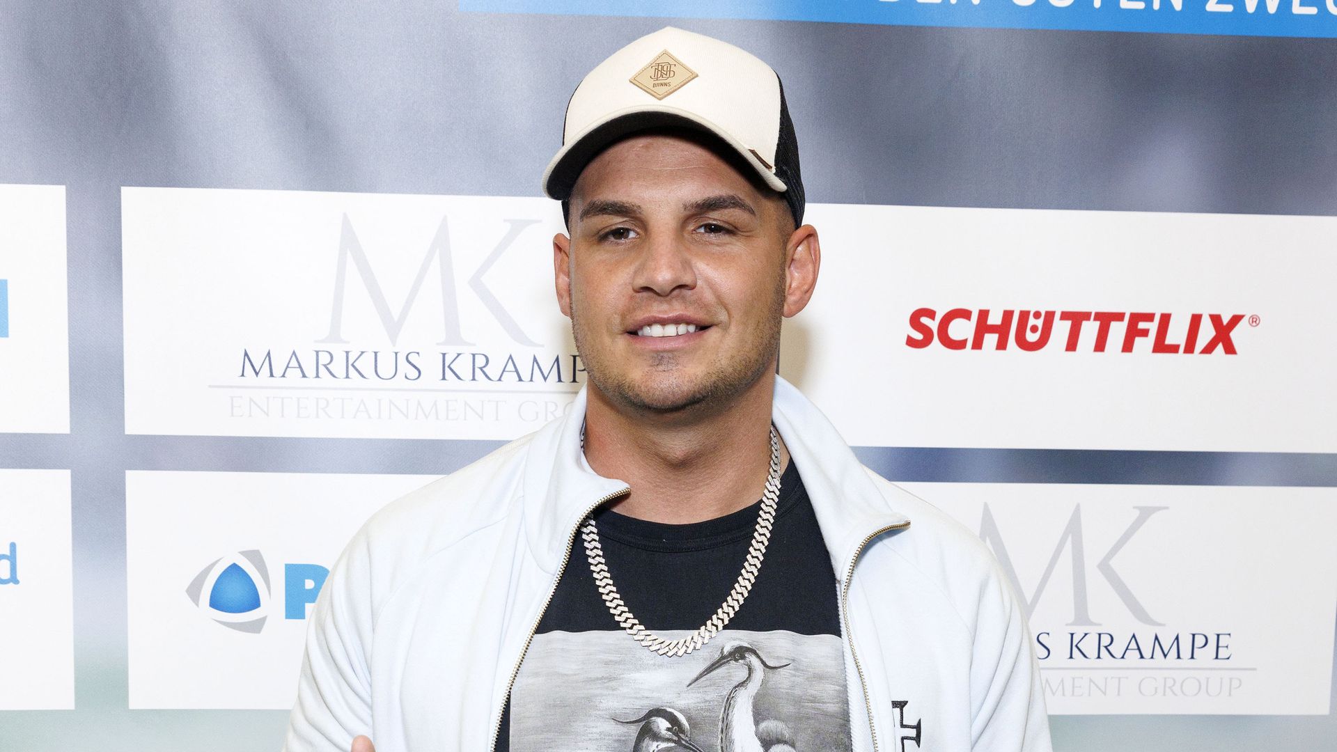 Zeigt Pietro Lombardi hier etwa aus Versehen Leanos Gesicht?