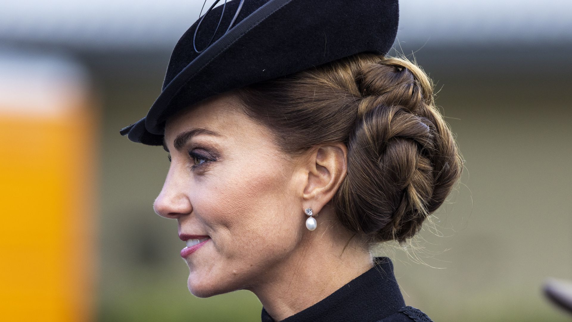 Zu Ehren der Queen (†): Prinzessin Kate trägt ihre Ohrringe!