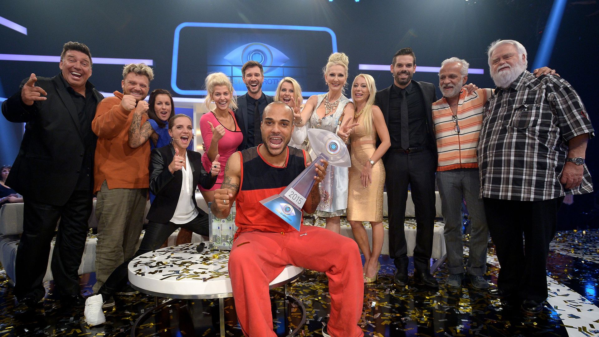 700 Zigaretten! PBB-Bewohner qualmen sich die Birne weg