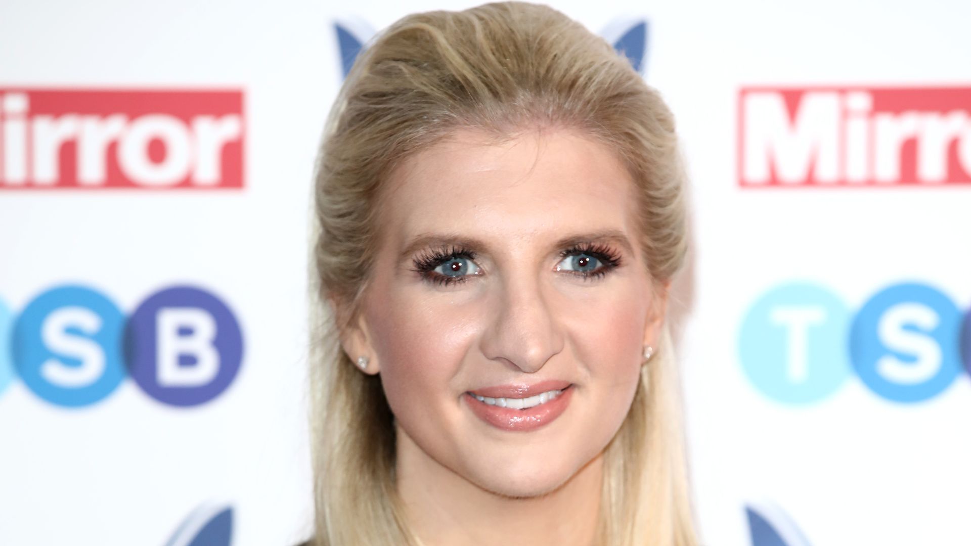 Nach Fehlgeburten: Rebecca Adlingtons Weg zurück ins Leben