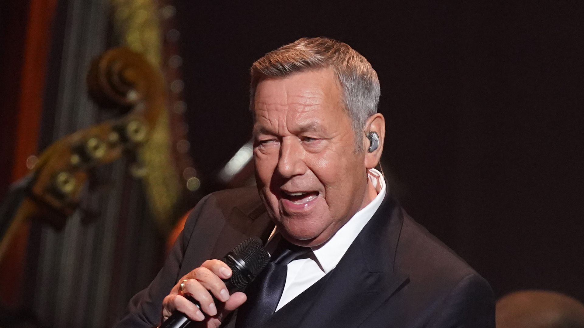 Schlüpfriger Songtext: Will Roland Kaiser (70) einen Dreier?