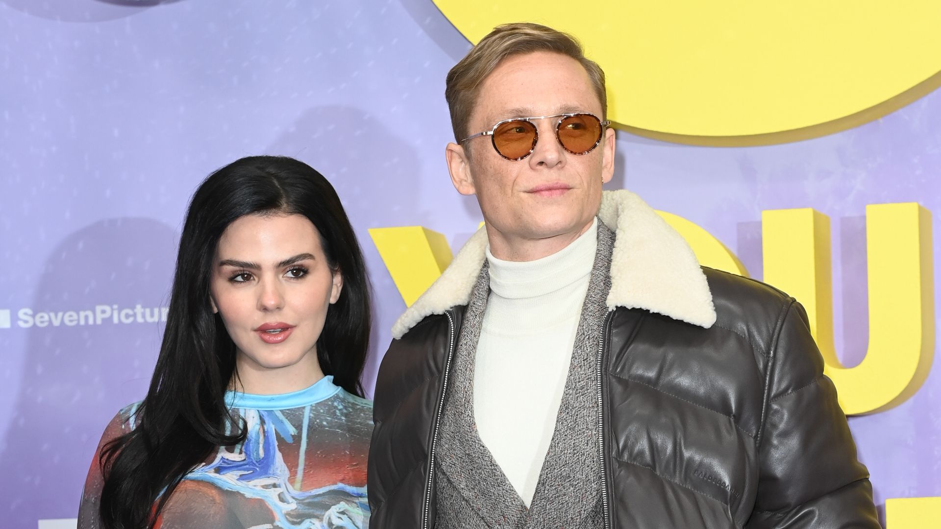 Bald soweit? Ruby O. Fee und Matthias plaudern über Nachname