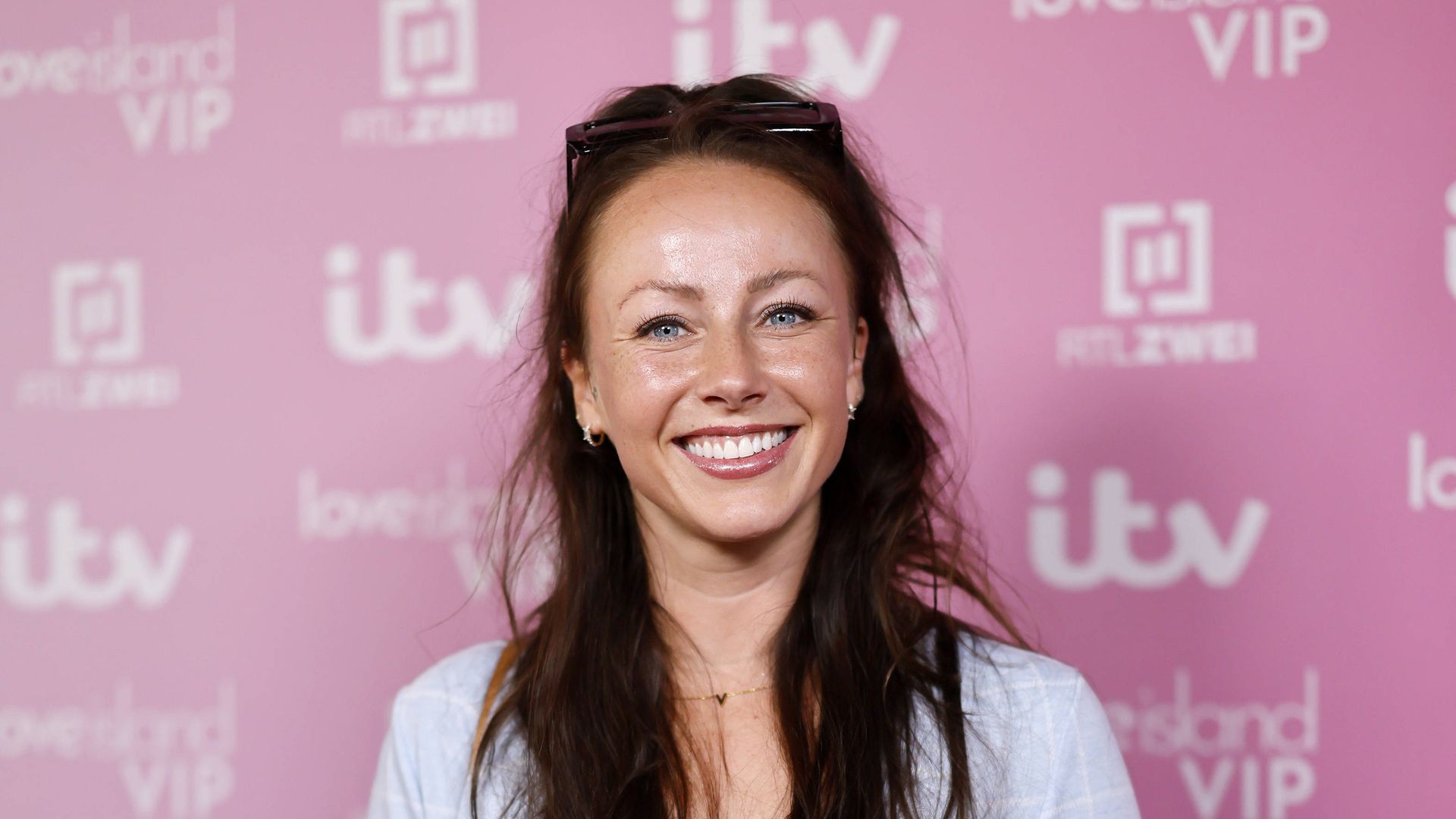 So steht Sandra Sicora heute zu ihren Promihof-Mistreitern