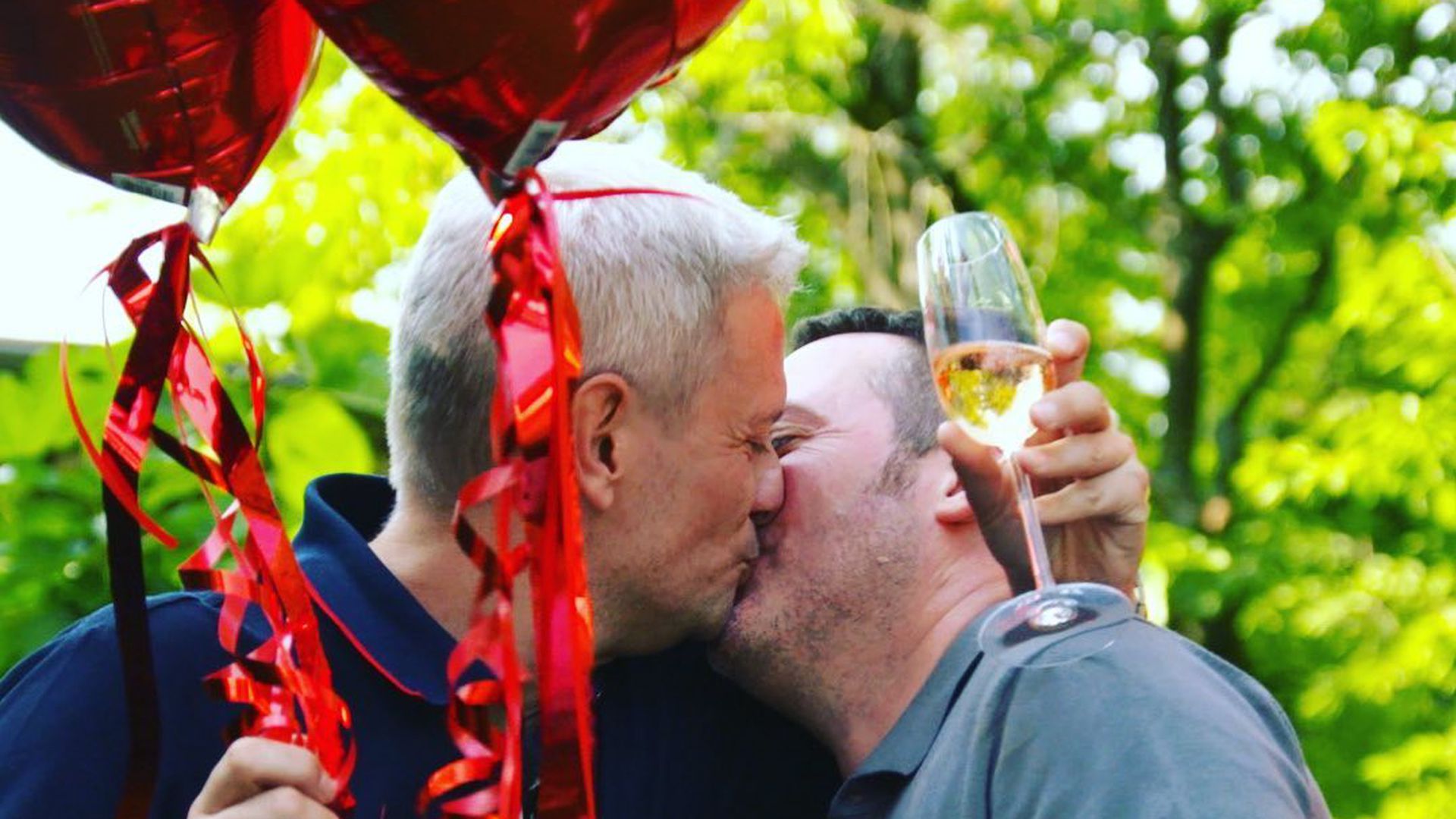 Ganz romantisch: Sascha Heyna macht Partner TV-Heiratsantrag