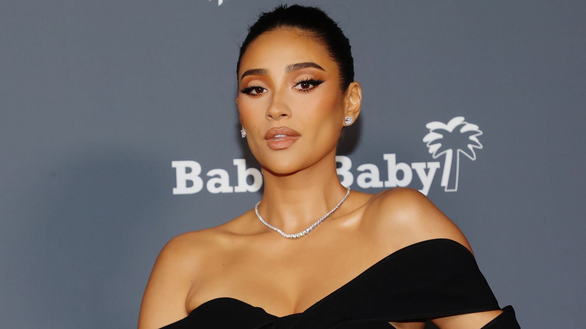 Shay Mitchell übernimmt Hauptrolle im "Baywatch"-Revival