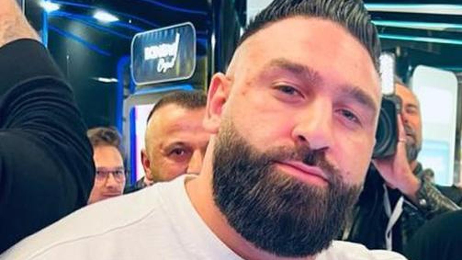 Ermittlungen laufen: Sinan-G hat angeblich Frau vergewaltigt