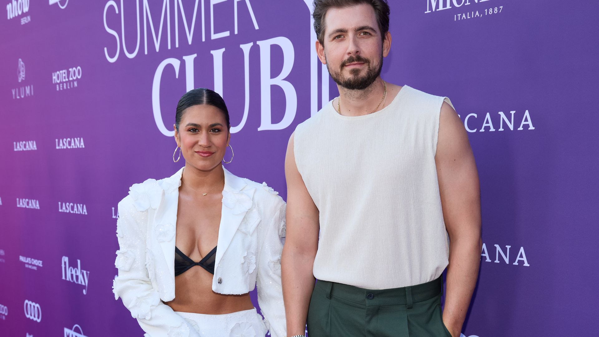 So gehen Steffi Brungs und Chris mit Negativ-Kommentaren um