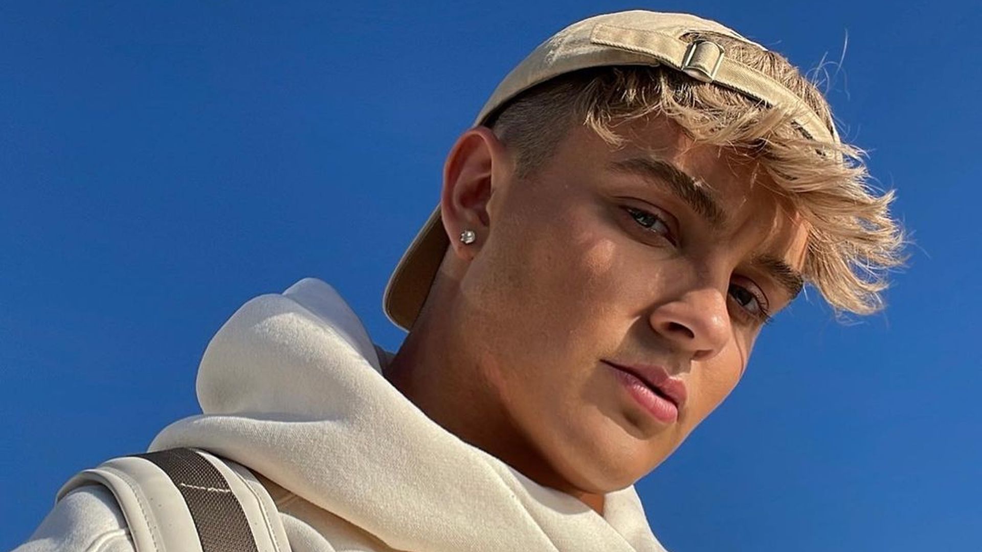 "Fast 26 Kilo zugenommen": Twenty4tim leidet unter Netz-Hate