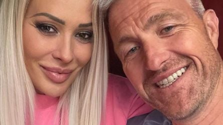 Macht Cora Schumacher hier ihre neue Beziehung öffentlich?