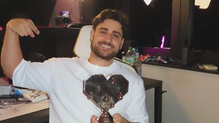 Wer ist eigentlich "Promi Big Brother"-Kandidat Sinan Movez?