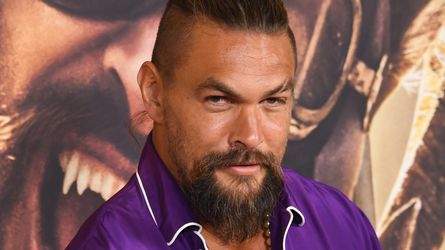 Ungewohnt: Jason Momoa zeigt sich mit Stoppelbart in Venedig