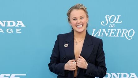 Jojo Siwa trägt nach Golfverletzung eine Augenklappe