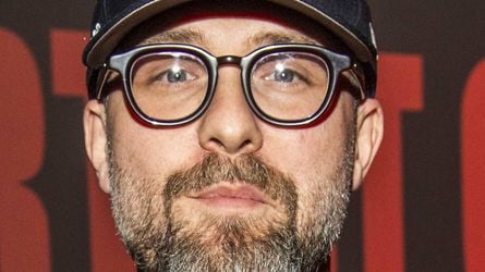 Mysterium gelöst: Mark Forster zeigt sich ohne Cap im Netz