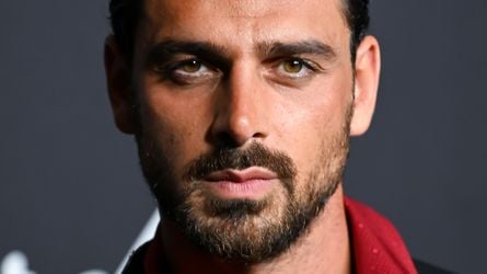 Nach Liebes-News: Michele Morrone mit Freundin bei Event!