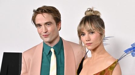 Suki Waterhouse und Robert Pattinson strahlen auf Oscar-Fete