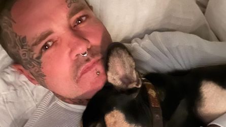 Shifty Shellshock (†49) wird mit großer Feier verabschiedet!