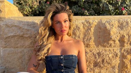 Unter Tränen: Sophie Imelmann berichtet von sexueller Gewalt