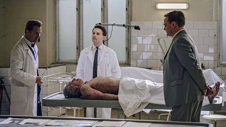 Schauspieler Philipp Hochmair bevorzugt verheiratete Frauen