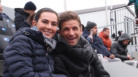 Schauspieler Philipp Hochmair bevorzugt verheiratete Frauen