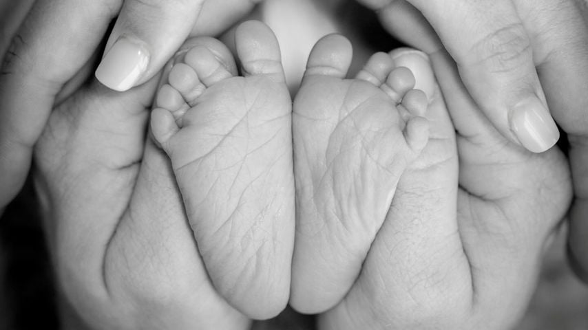 Derek Hough und Hayley Erbert begrüßen ihr erstes Baby